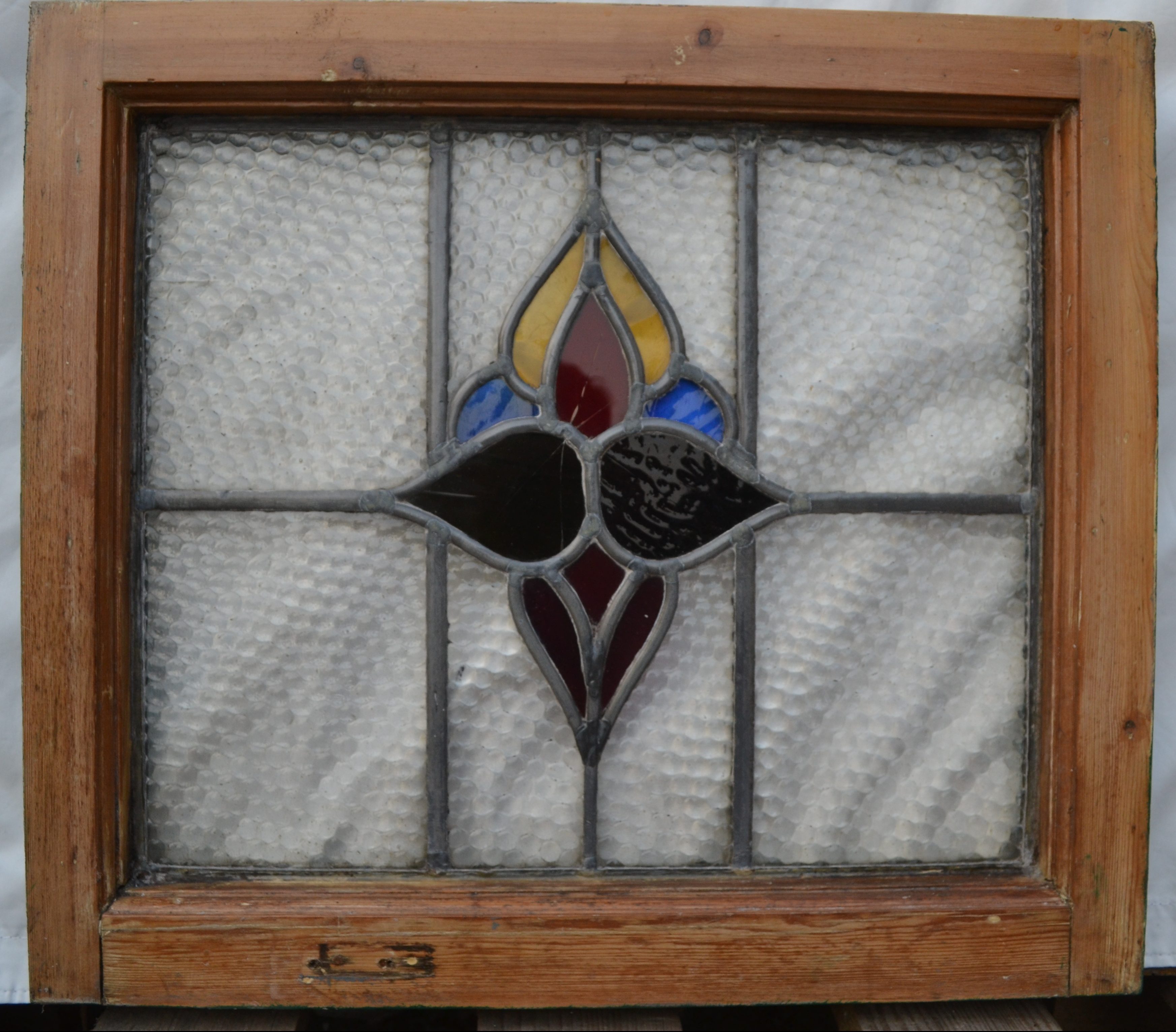 B569 white (1) – Richard Cann