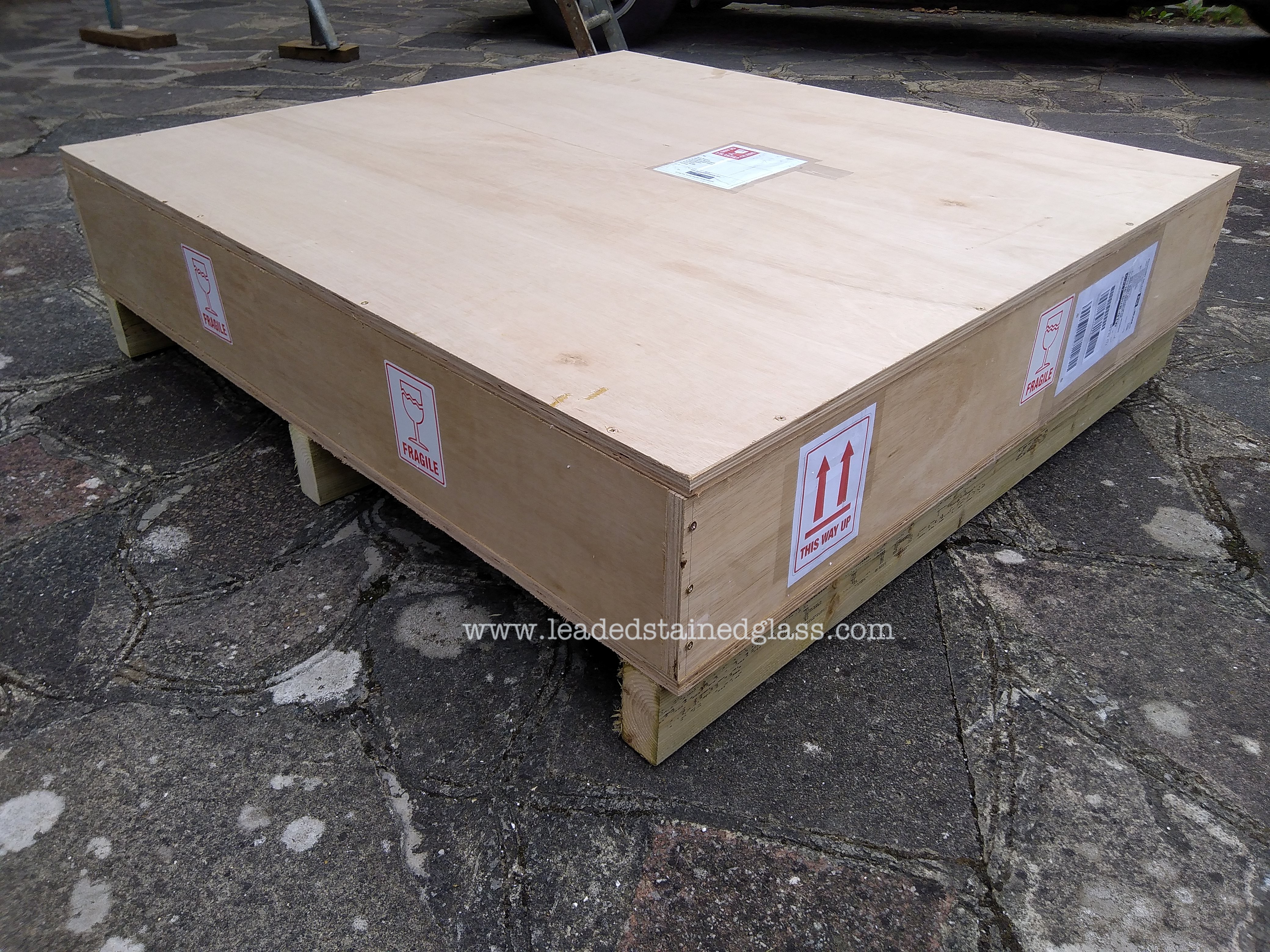 A1386a crate flat orientation example_Watermarked – Richard Cann